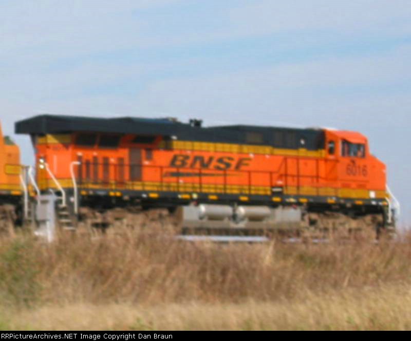 BNSF 6016